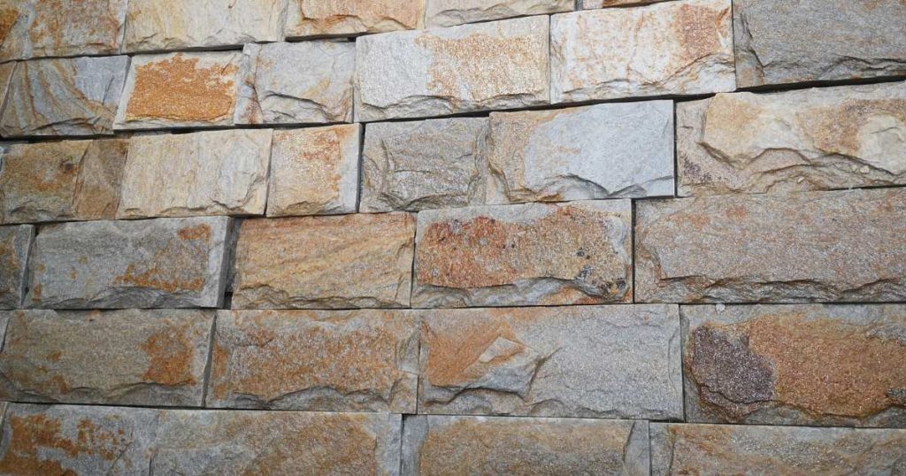 Everything you need to know about gneiss | Stone 3